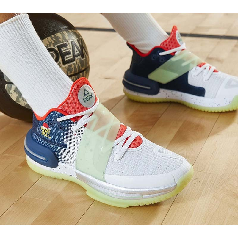 Peak Lou Williams Flash 2 "Christmas" - manelsanchez.pt