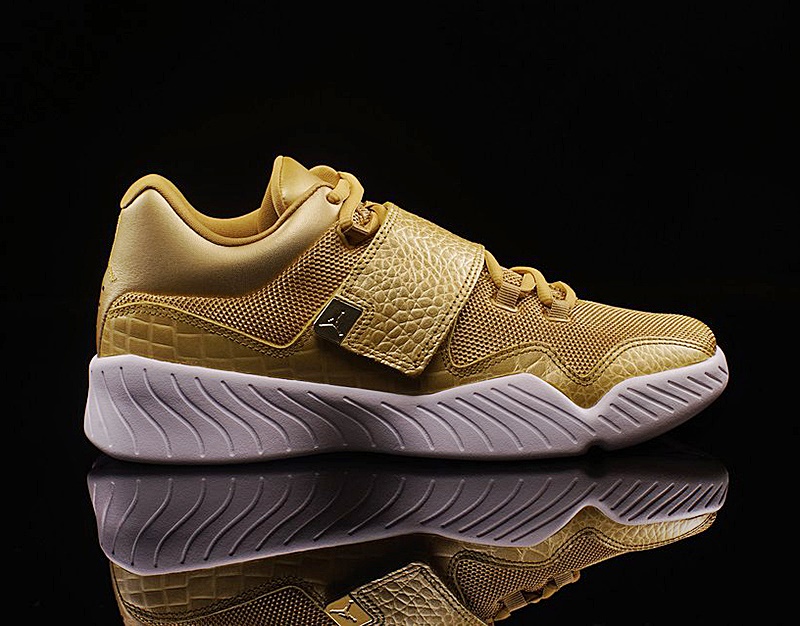 Jordan J23 "Gold" (004/metallic gold/white/gold)